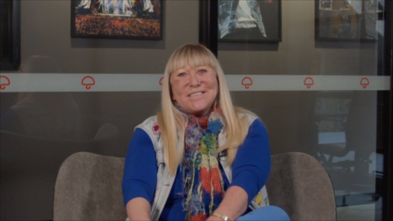 Jane English - Support Act 25th Anniversary - YouTube