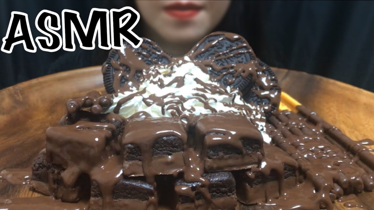 ASMR | BROWNIES + POCKY + OREOS WITH WHIPPED CREAM - YouTube