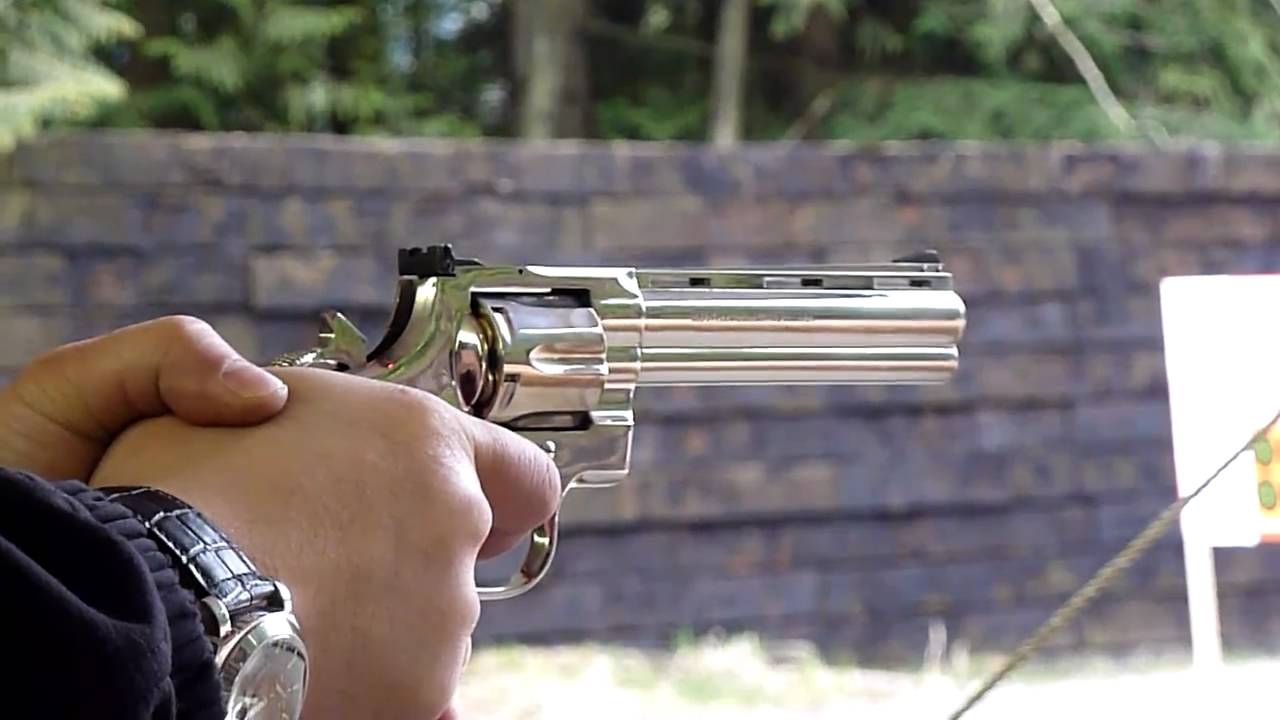 Colt Python .357 - YouTube