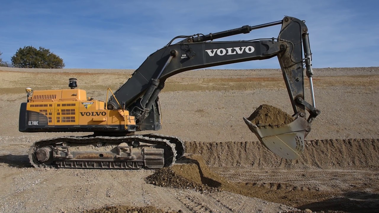 Volvo EC700C loading Volvo A35E and A35G - Part 2 - YouTube