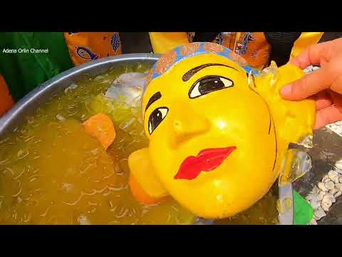 Yuk Mencari Topeng Ondel Ondel Kuning Yang Cocok Dengan Ondel Baju Hijau 1