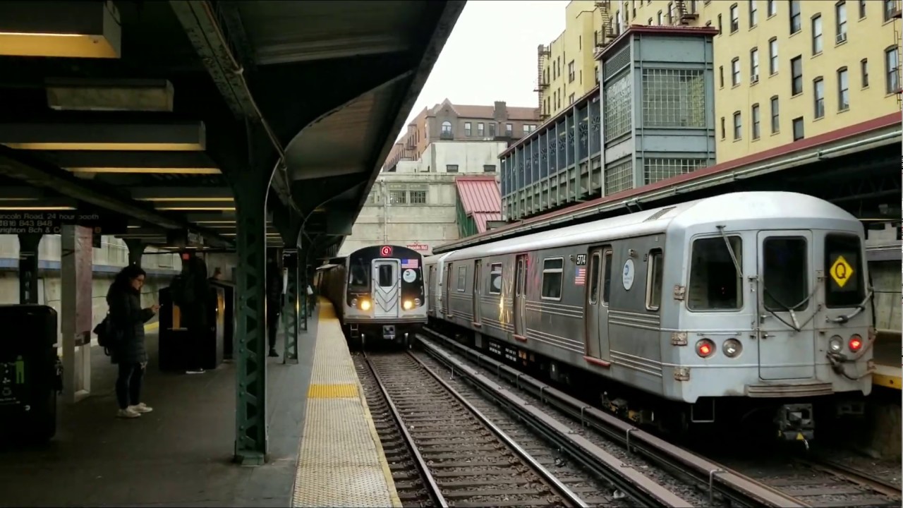 MTA: R46 Q train action along Brighton and Broadway lines - YouTube