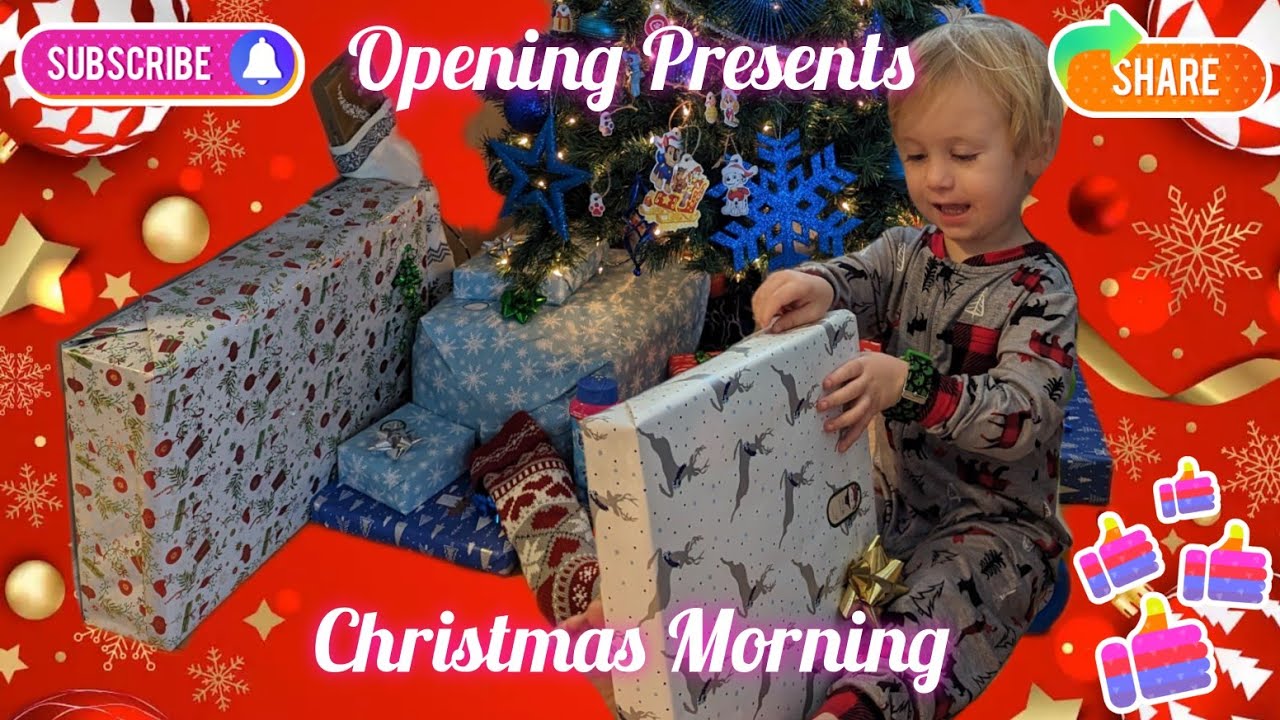 Opening Christmas Presents 2022 - YouTube