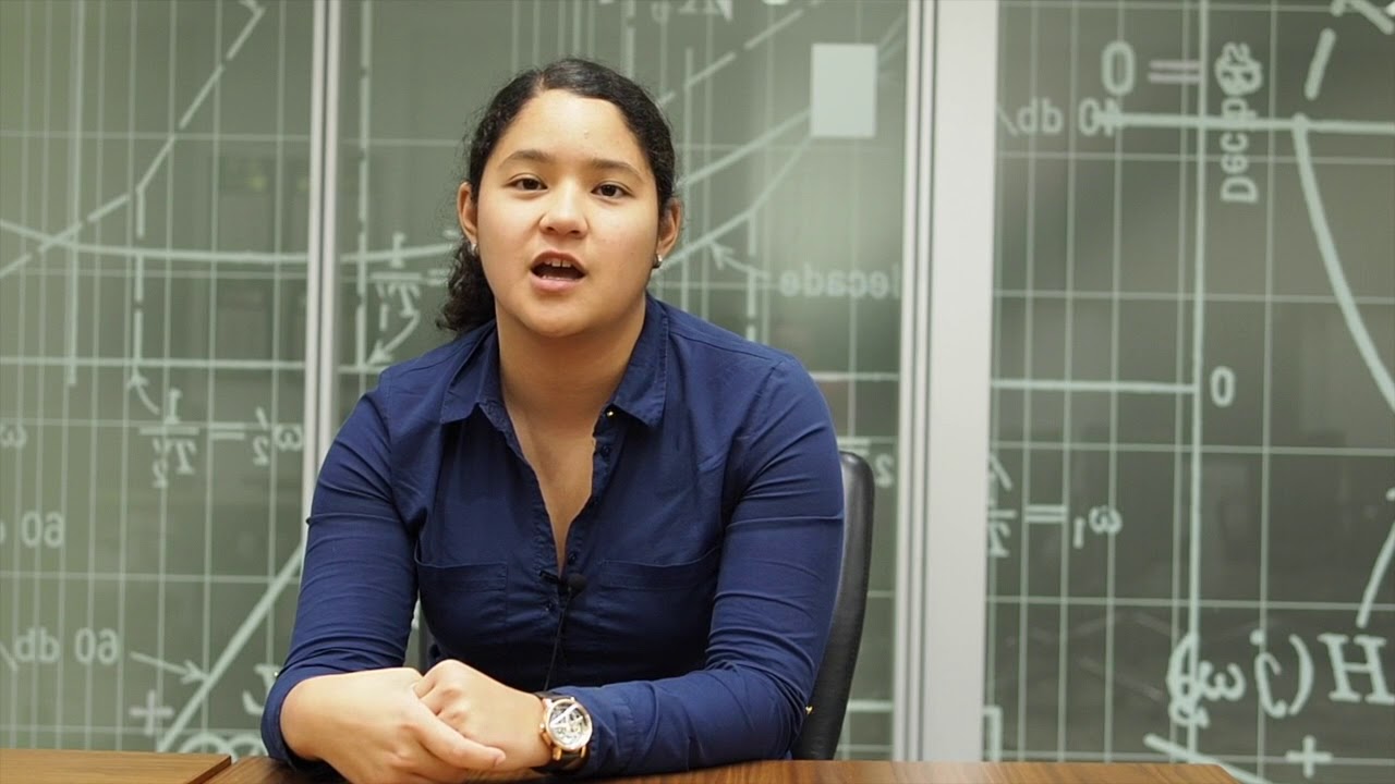 Meet E4C Fellow Maya Perez - YouTube