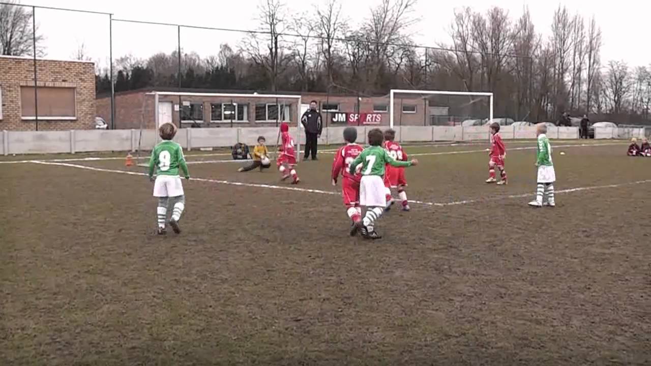 U7 VKS Hamme-Zogge vs U7A KFC Moerbeke 5 februari 2011 - YouTube