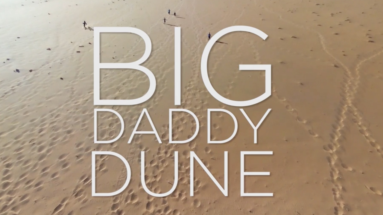 The "Big Daddy Dune" in Namibia - YouTube
