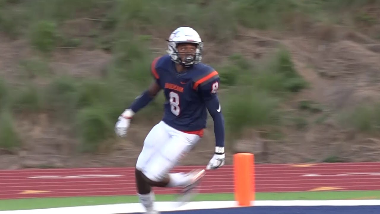 Play of the Week - AJ Curry to Donovan Curry 59-yd TD on first play of ...