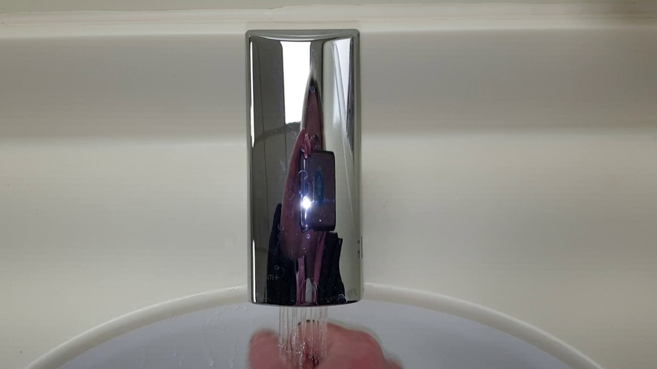 Moto Chieveley M4 services (Ladies) sink and Airforce hand dryer 18 ...