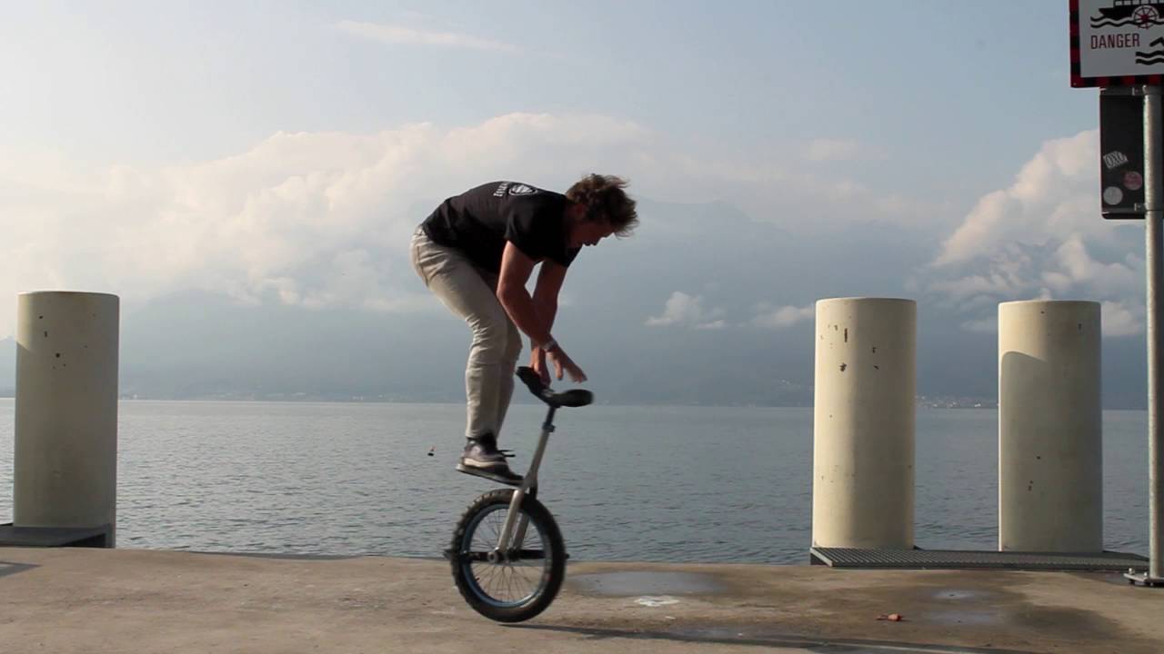 Extreme Unicycle in Vevey (Vevey festival images) - YouTube