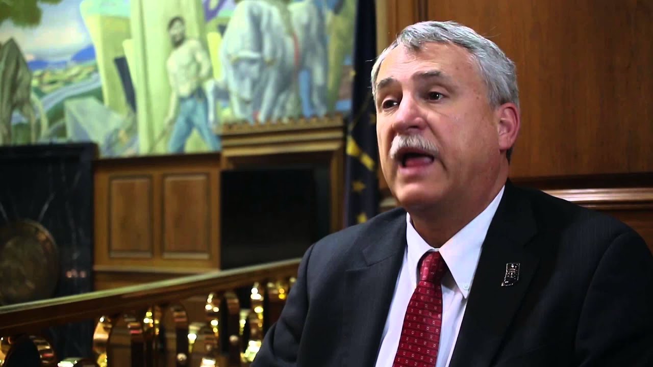 Rep. Mike Karickhoff explains the benefits of his companion animal ...