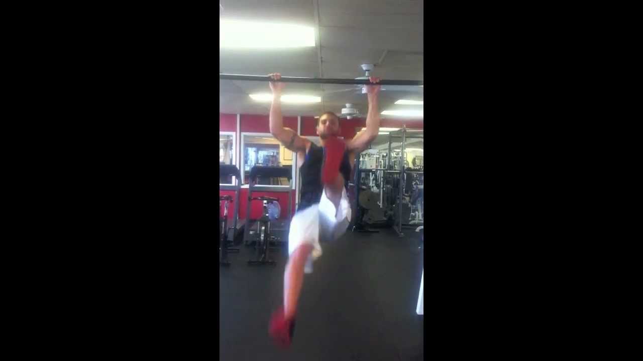 How to vary your pull up/push up routine with Skyler Romero NASM CPT ...
