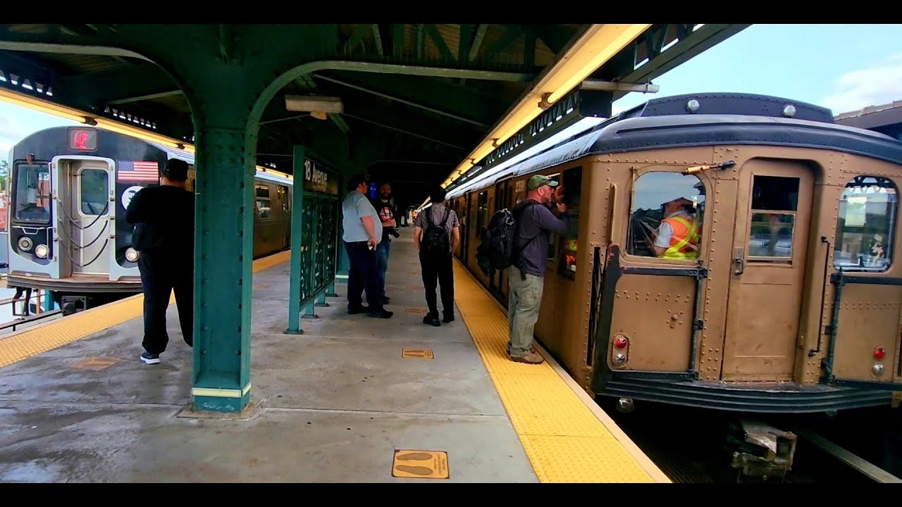 BMT 100 year Celebration train at 18 Av. - YouTube