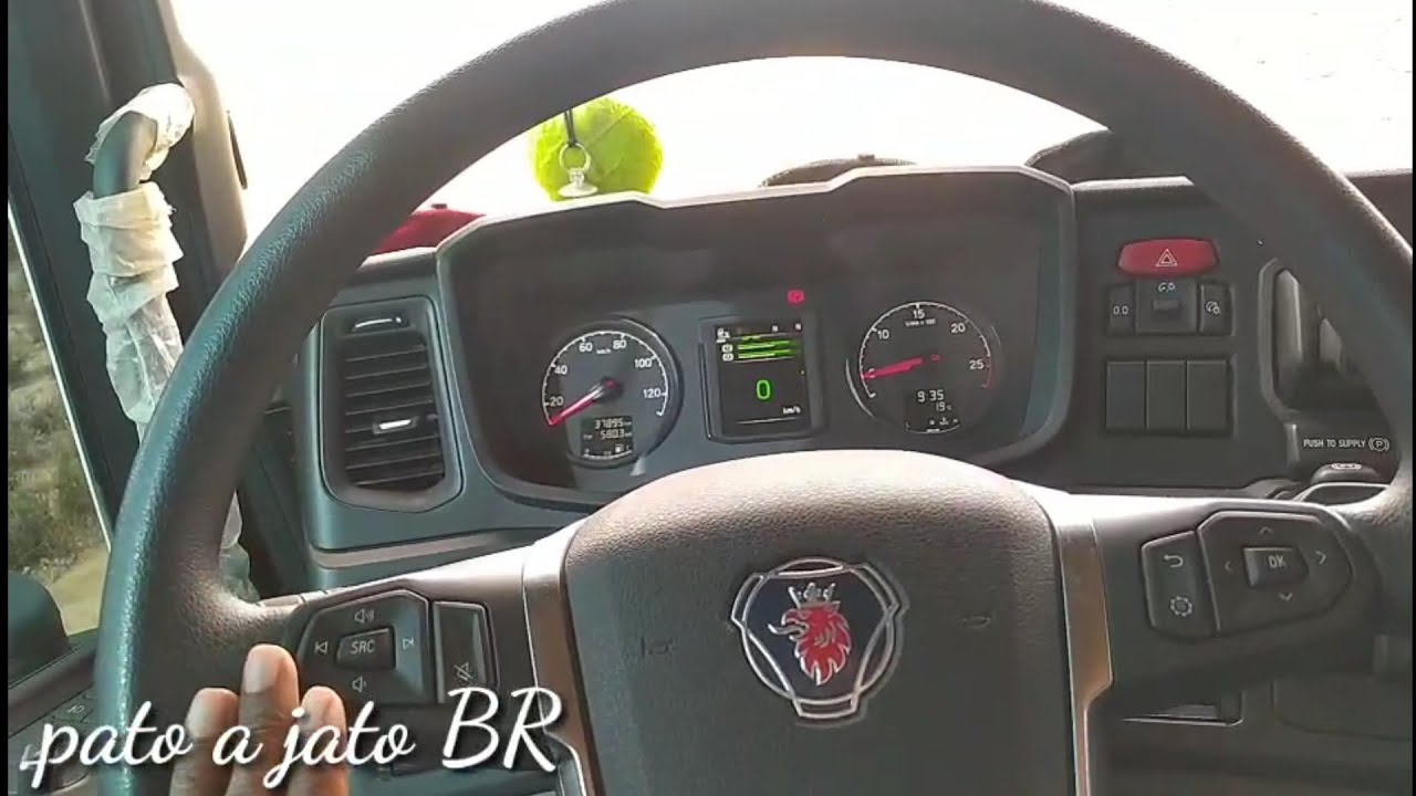 Como verificar o nível de Óleo do SCANIA R540 XT - YouTube