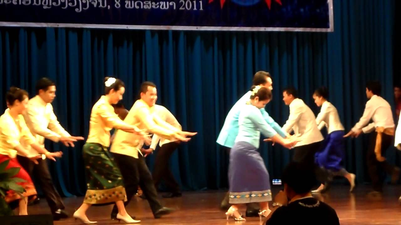 Lam vong Lao Dance contest - YouTube
