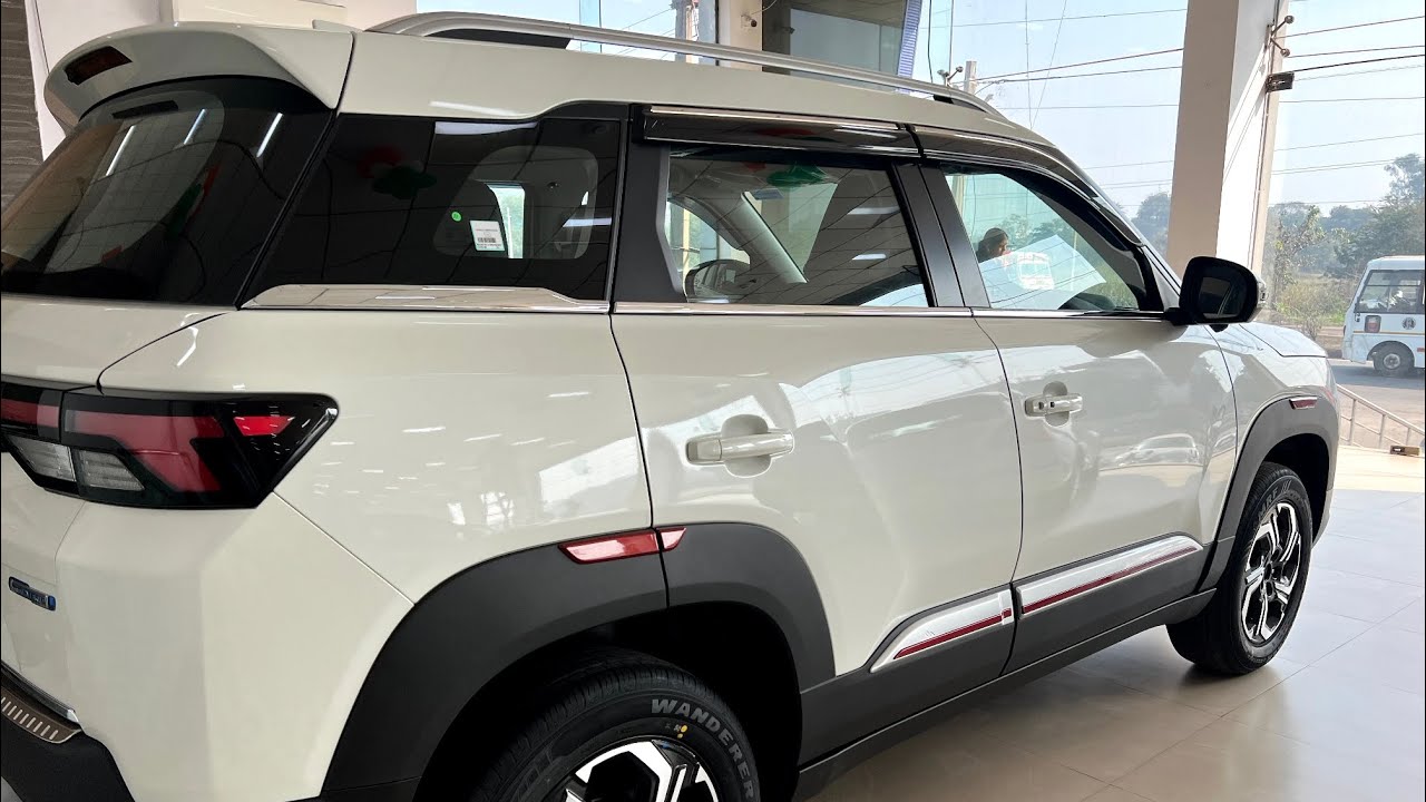 New Brezza vxi white 2024 modified par Bina Smart Hybrid engine 1.5L me ...