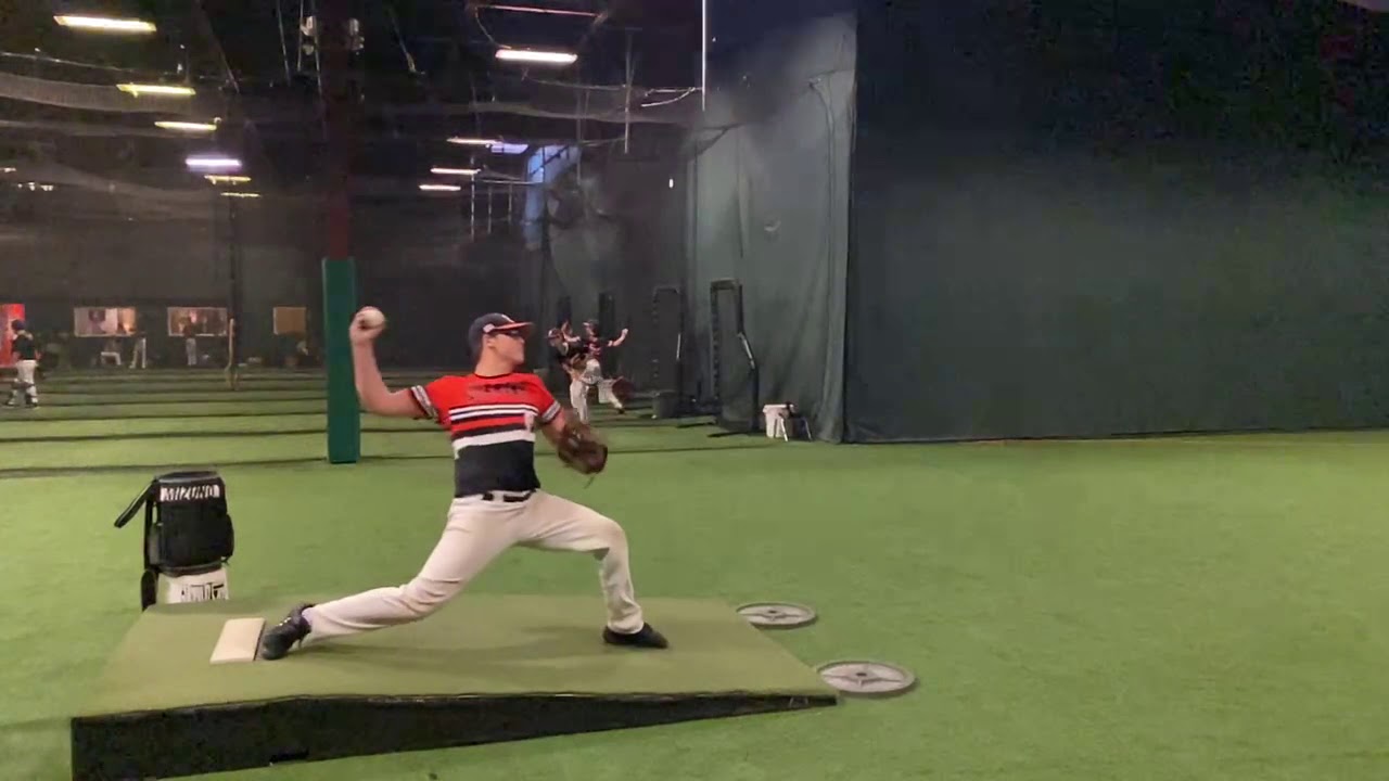Logan Moss 2023 RHP Side View - YouTube