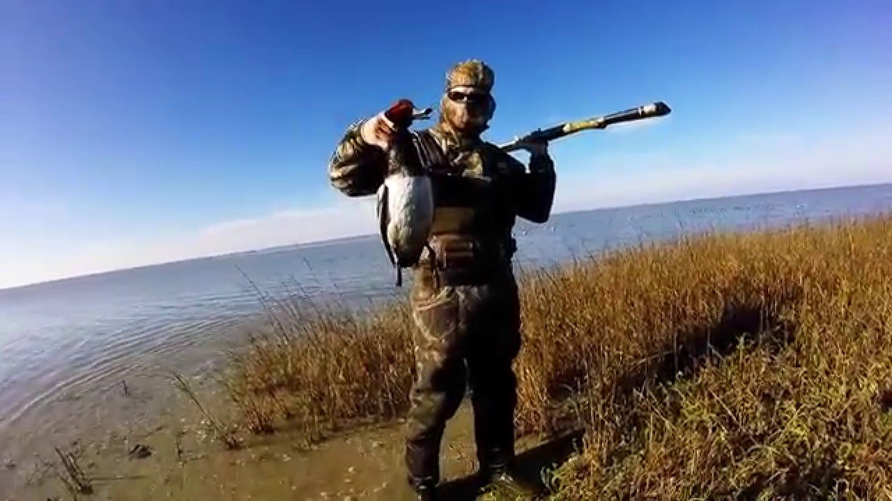 FHW67 - ROCKPORT DUCK HUNTING-THE BANDED HUNT - YouTube