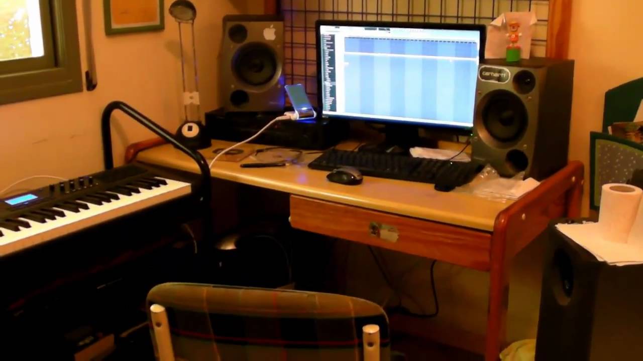 UnBoxing the New KB: Axiom 49 2gen! - YouTube