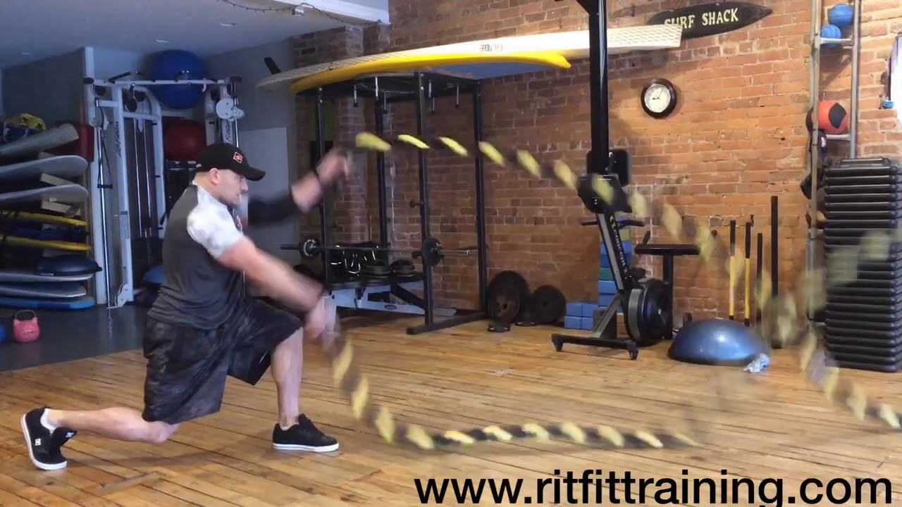 Battle Rope Alternating Waves From a Lunge Position - YouTube