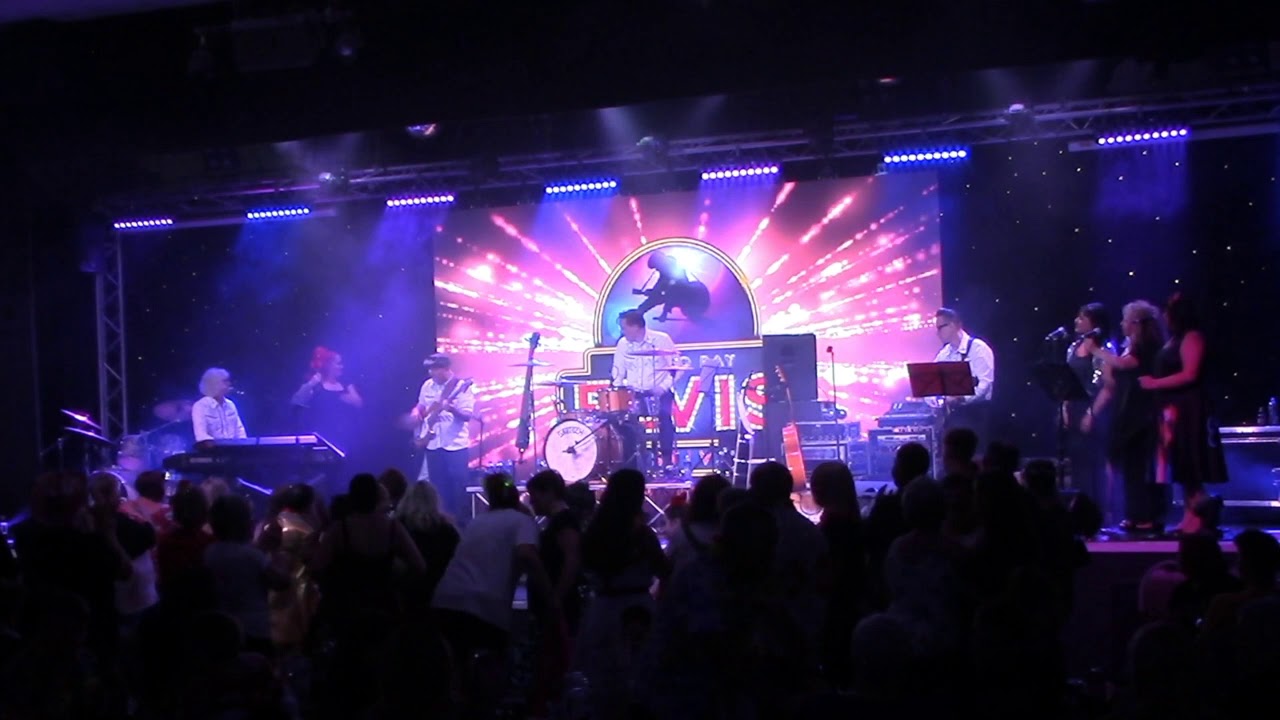 STEVE HALLIDAY AND THE VEGAS BAND - YouTube