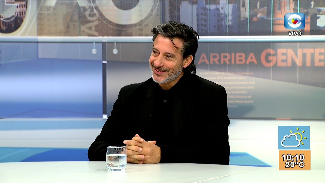 Entrevista- Se estrenó en cines nacionales “Un pájaro azul”/ Alfonso ...