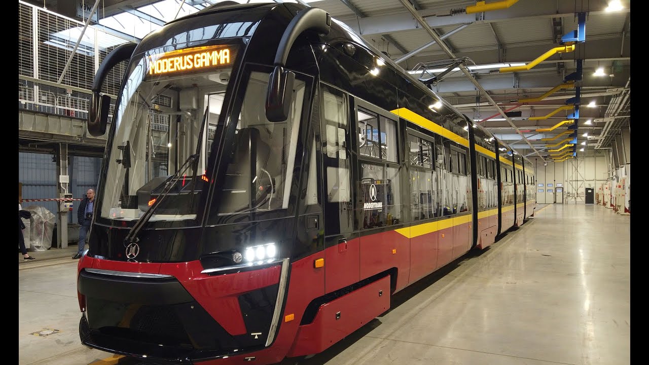 Prezentacja tramwaju Moderus Gamma dla MPK - Łódź - YouTube