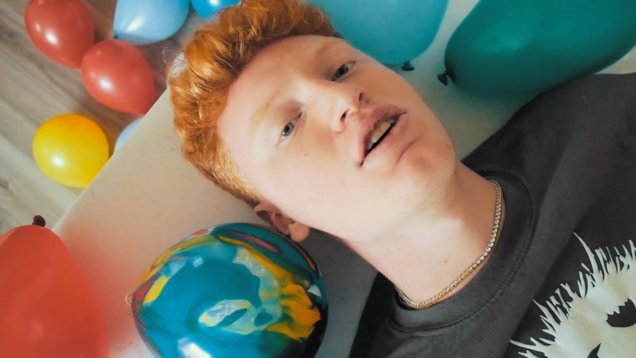 HENRIK - [STRESSED OUT] - YouTube