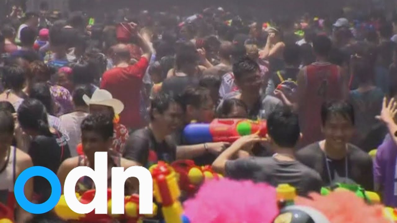 Biggest water-fight in the world? Thailand water festival kicks off ...