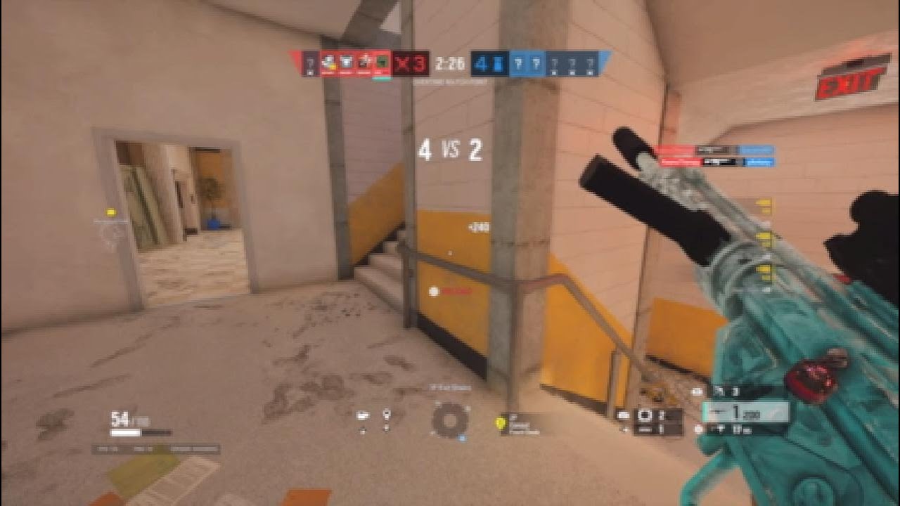 R6-Brutal SwArM - YouTube