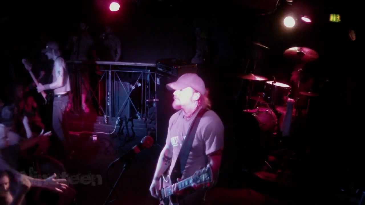 Karma to Burn - Nineteen Live @ The Underworld, London 5/8/11 - YouTube