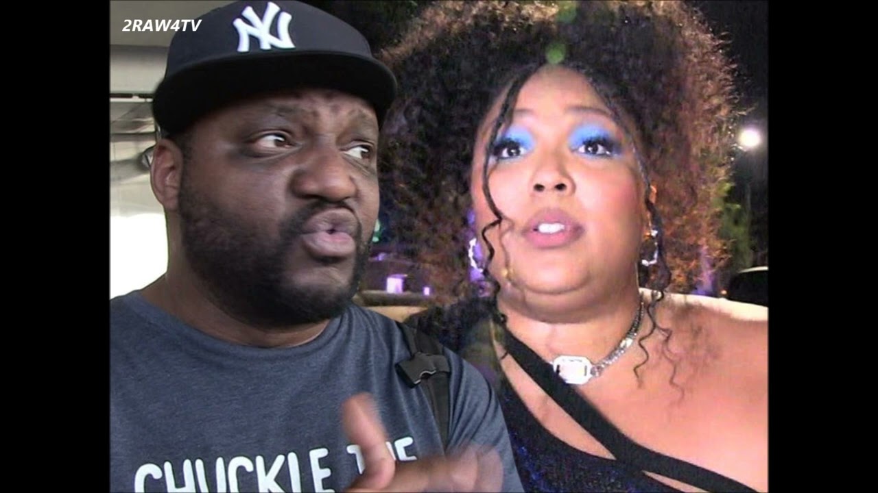 FANS OF LIZZO DESTROY COMEDIAN ARIES SPEARS FOR FAT SHAMING HER! - YouTube