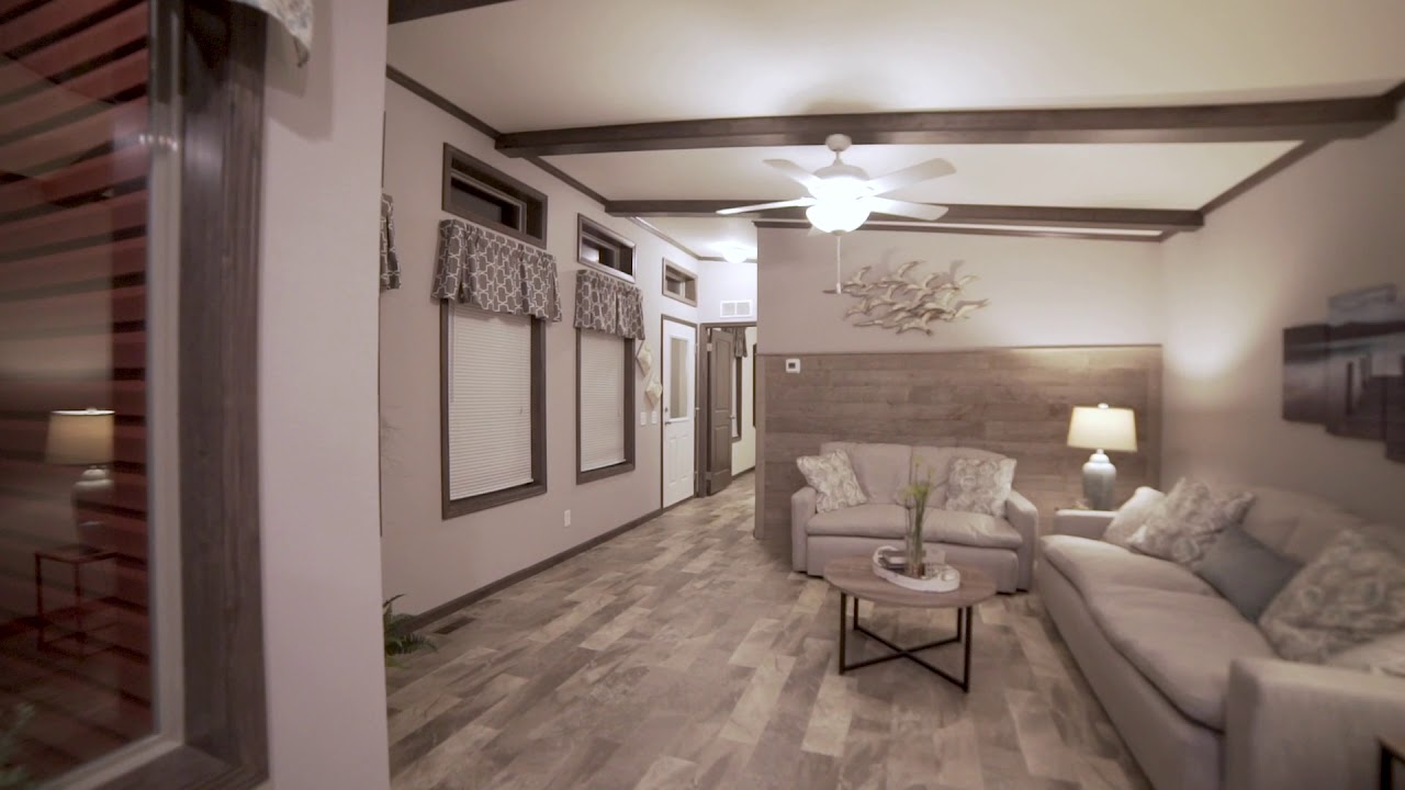 MidCountry Westlake Retreat Outlook - 1W1904V - YouTube