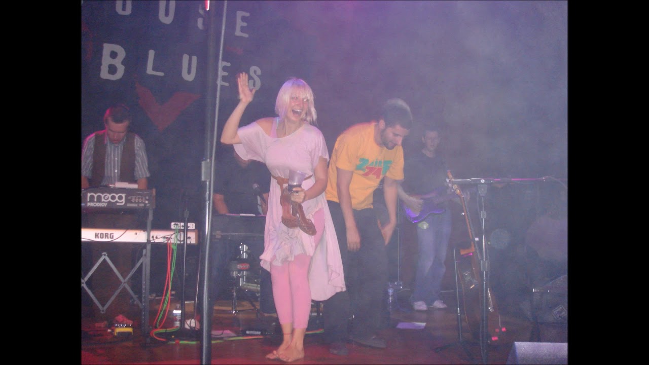 Zero 7 (feat. Sia) - The Pageant Of the Bizarre (Live BBC 6 Music May ...