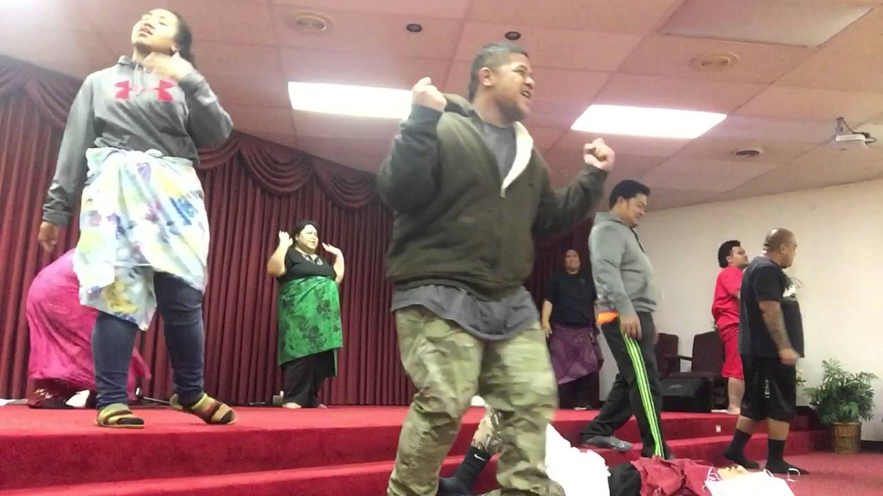 Praise team skit practice - YouTube