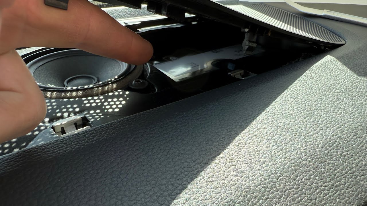 Where is the carnet module located on 2024 and up VW Atlas answered ...