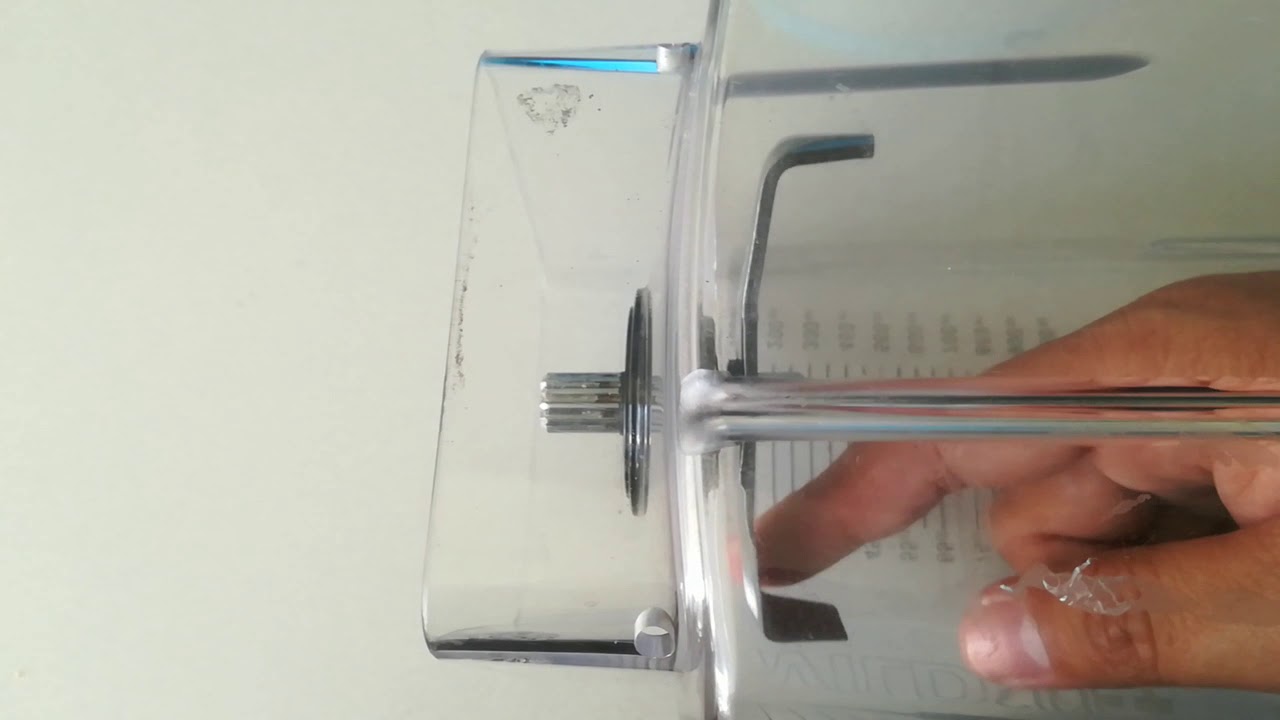 Blendtec defective jar blade - YouTube