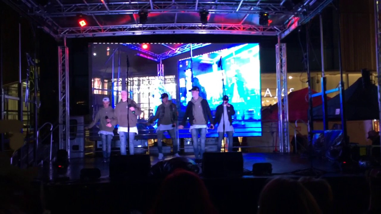 Yes lad bury rock 2016 - YouTube