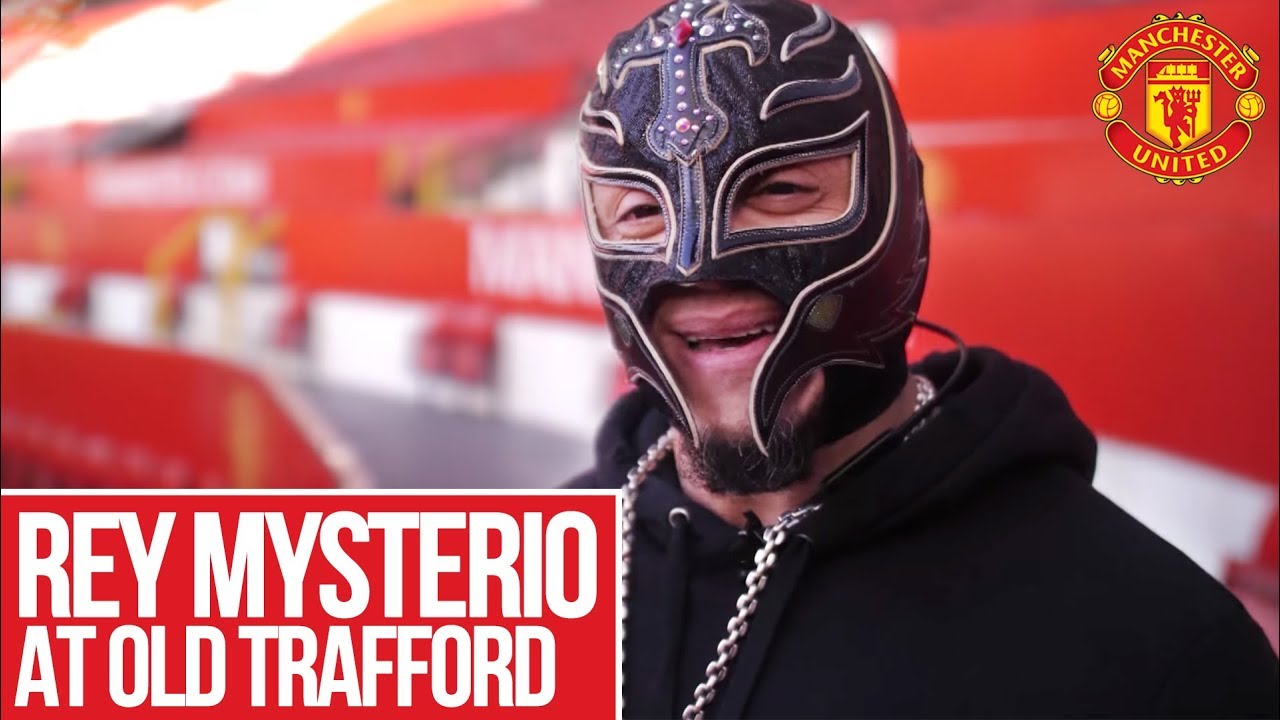 Rey Mysterio Visits Old Trafford | Manchester United - YouTube