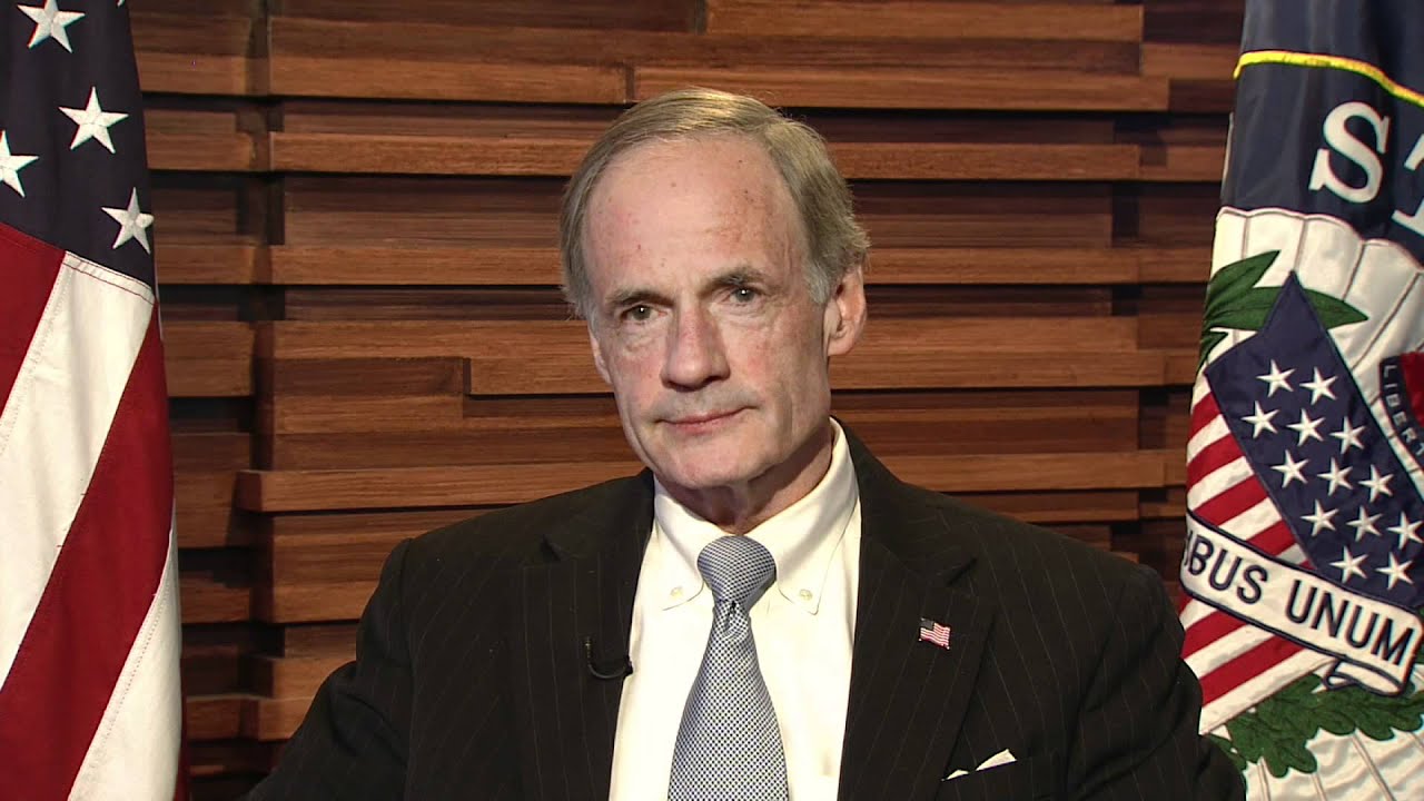 Sen. Tom Carper Reflects on Veterans Day - YouTube