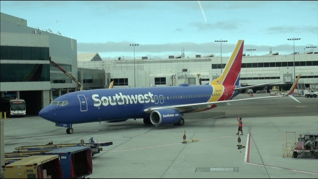 Southwest Airlines Boeing 737-800 N8684F WN 2836 Los Angeles-San José ...
