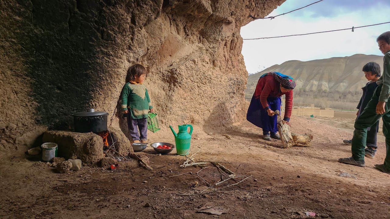 Nomadic life in the cave in the most difficult conditions | Afghanistan ...