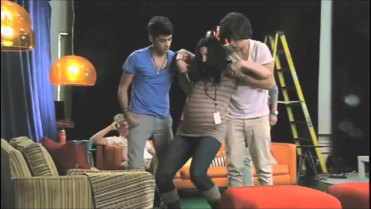 one direction giving birth prank - YouTube