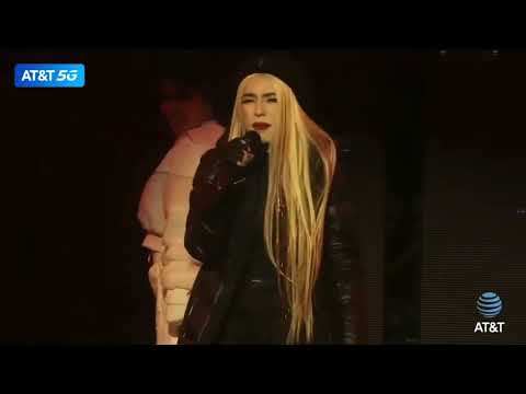 Alan Walker - Alone pt. ll (feat. Ava max) live performance(AT&T’s Play Off playlist)2022