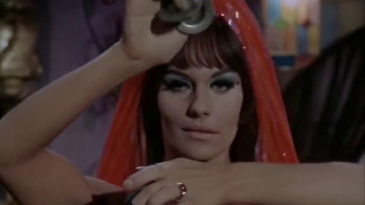 Belly Dancers in Movies/Tv / Yekte / Zafer Dilek - YouTube