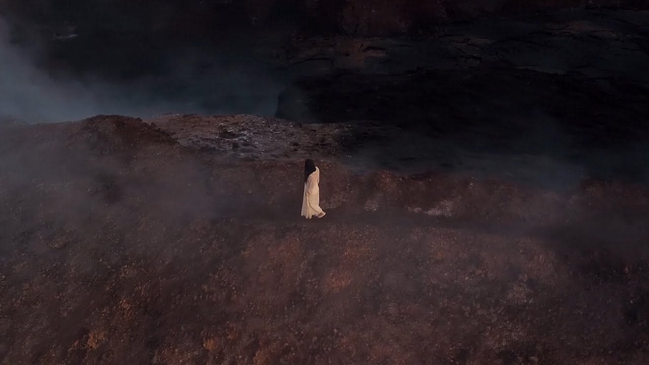 SUSIE SUH - Blood Moon Official Music Video - YouTube
