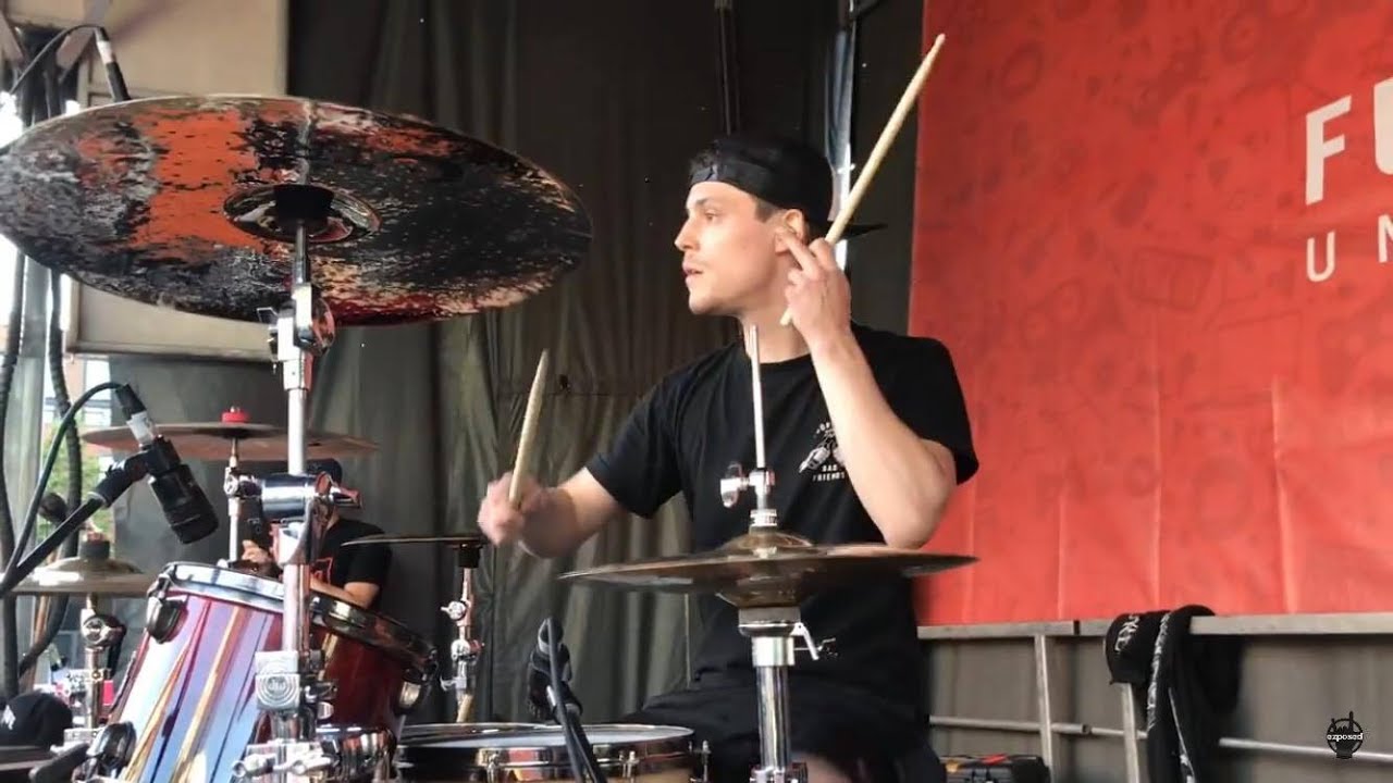 CAROUSEL KINGS - GREY GOOSE WARPED TOUR 2017 - YouTube