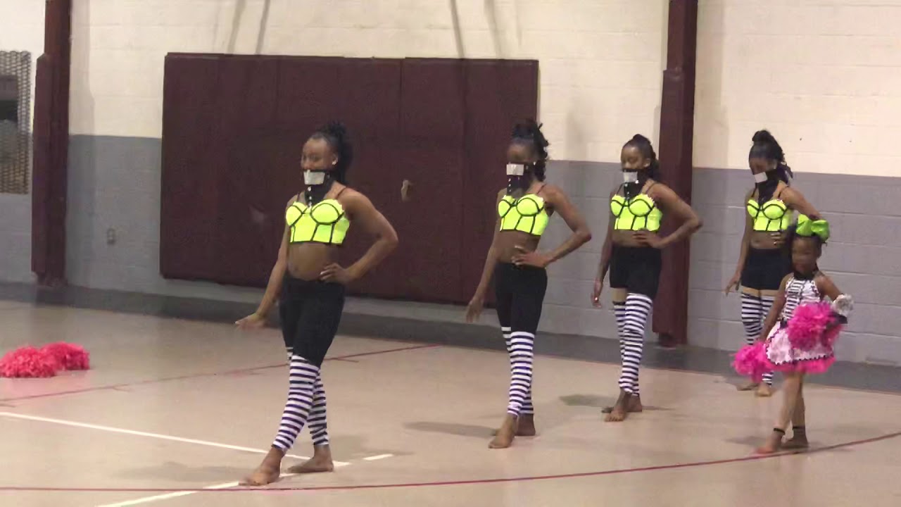 Queen Bee dance studio Walk thru - YouTube