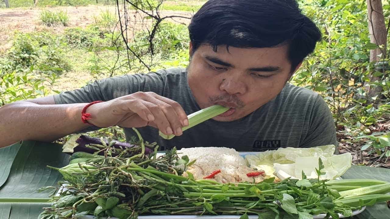 ASMR FOOD STEAMED PRAHOK WITH ALL KINDS OF VEGETABLES - YouTube