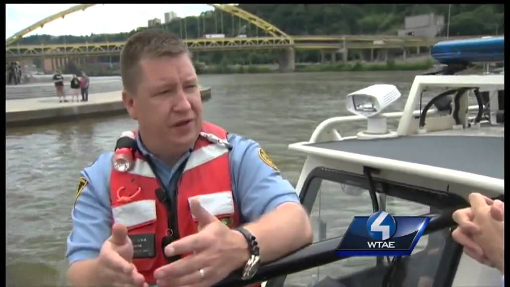 On the water with Pittsburgh's river rescue crew - YouTube