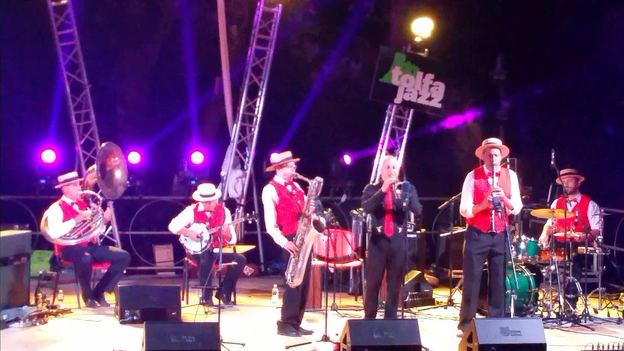 Extra Dixie Jazz Band - Traditional Dixieland Live Concert New Orleans ...